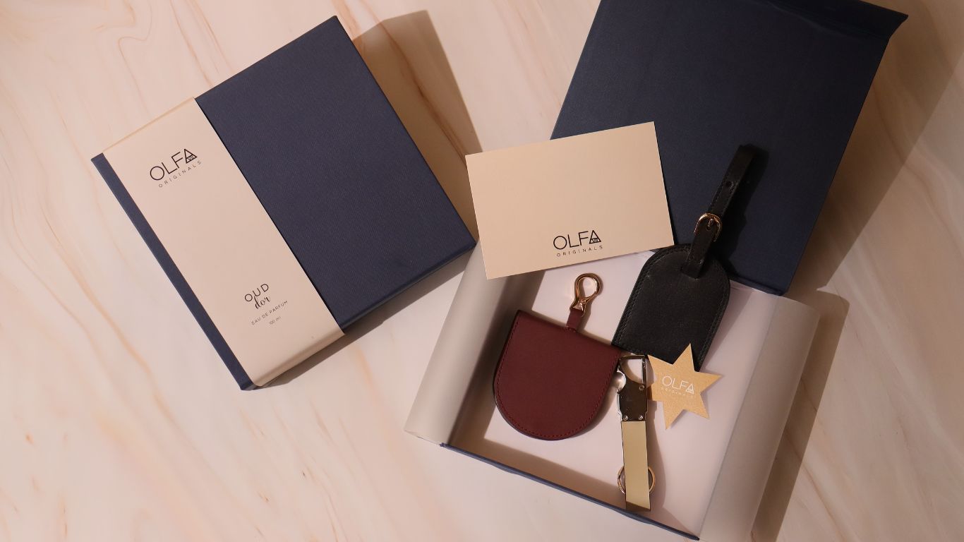 Luxury Corporate Gift Packaging: Customized Branding & Personalized ...